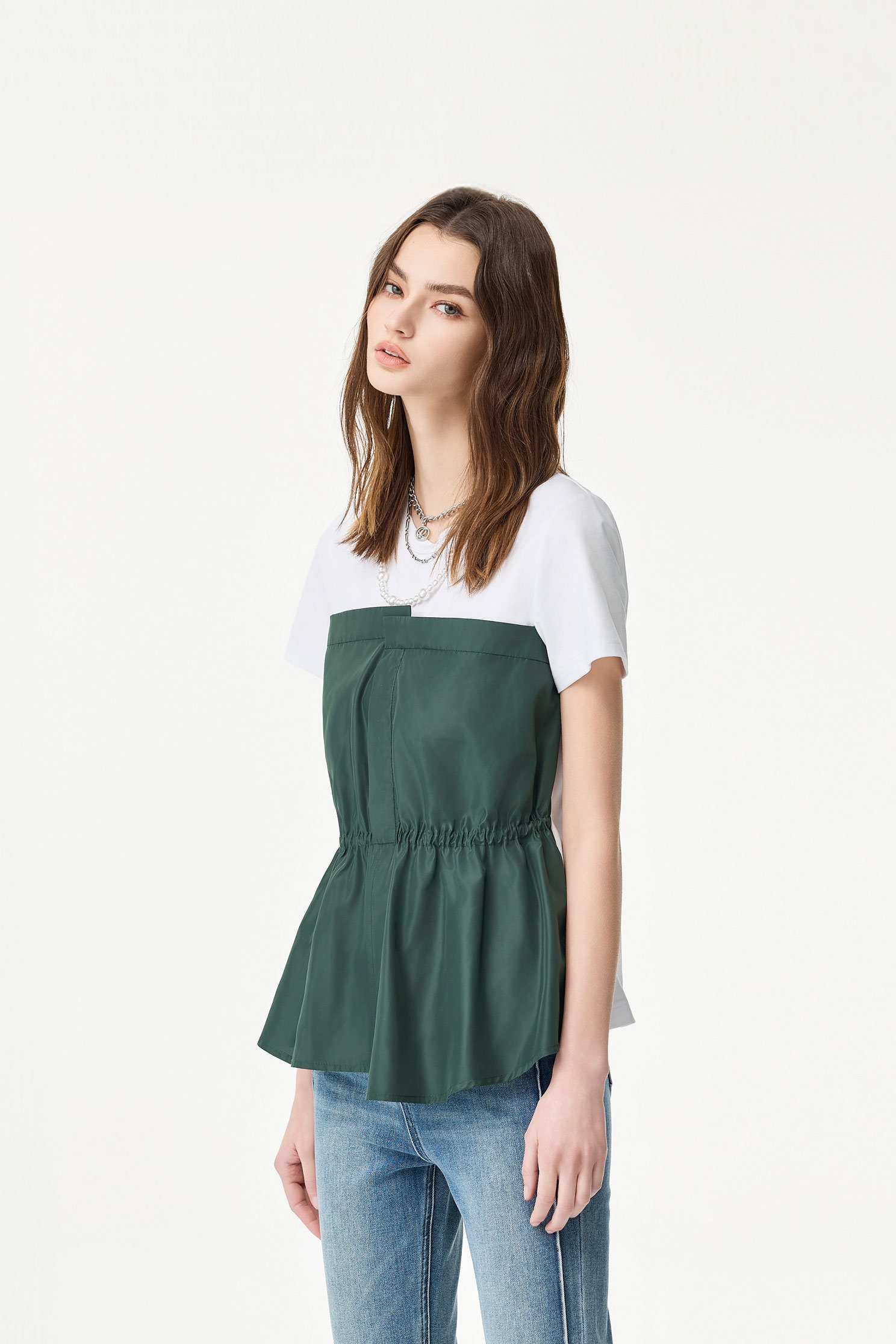 假兩件不對稱撞色T | iROO輕奢時尚女裝洋裝品牌│輕奢華 週時尚 愛自己 不打折